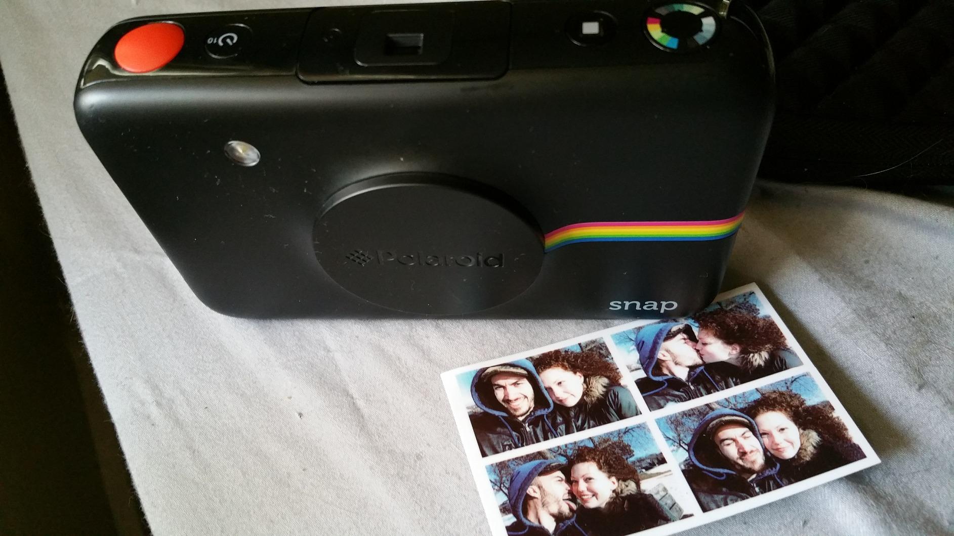 Polaroid Snap Instant Digital Camera (Black) with ZINK Zero Ink ...