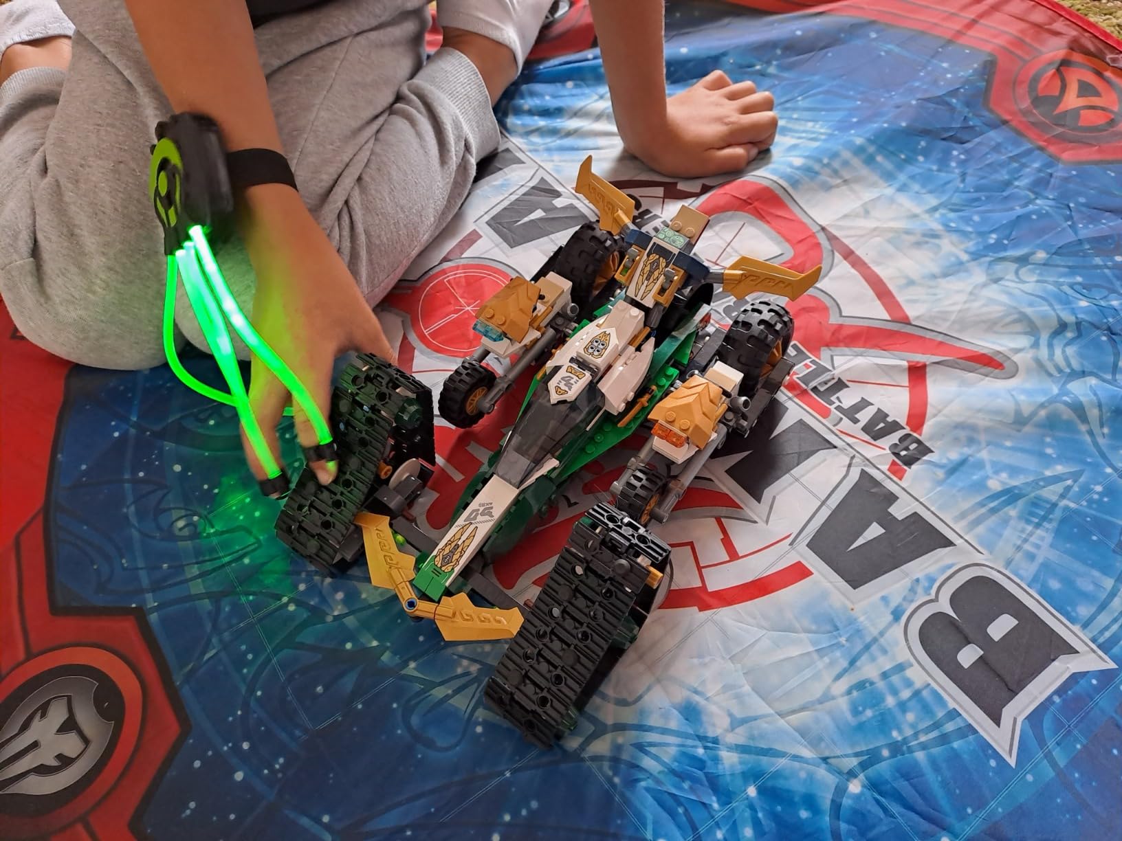 LEGO NINJAGO Kombi-Raupe des Ninja-Teams, 4-in-1-Set mit Gleiter ...