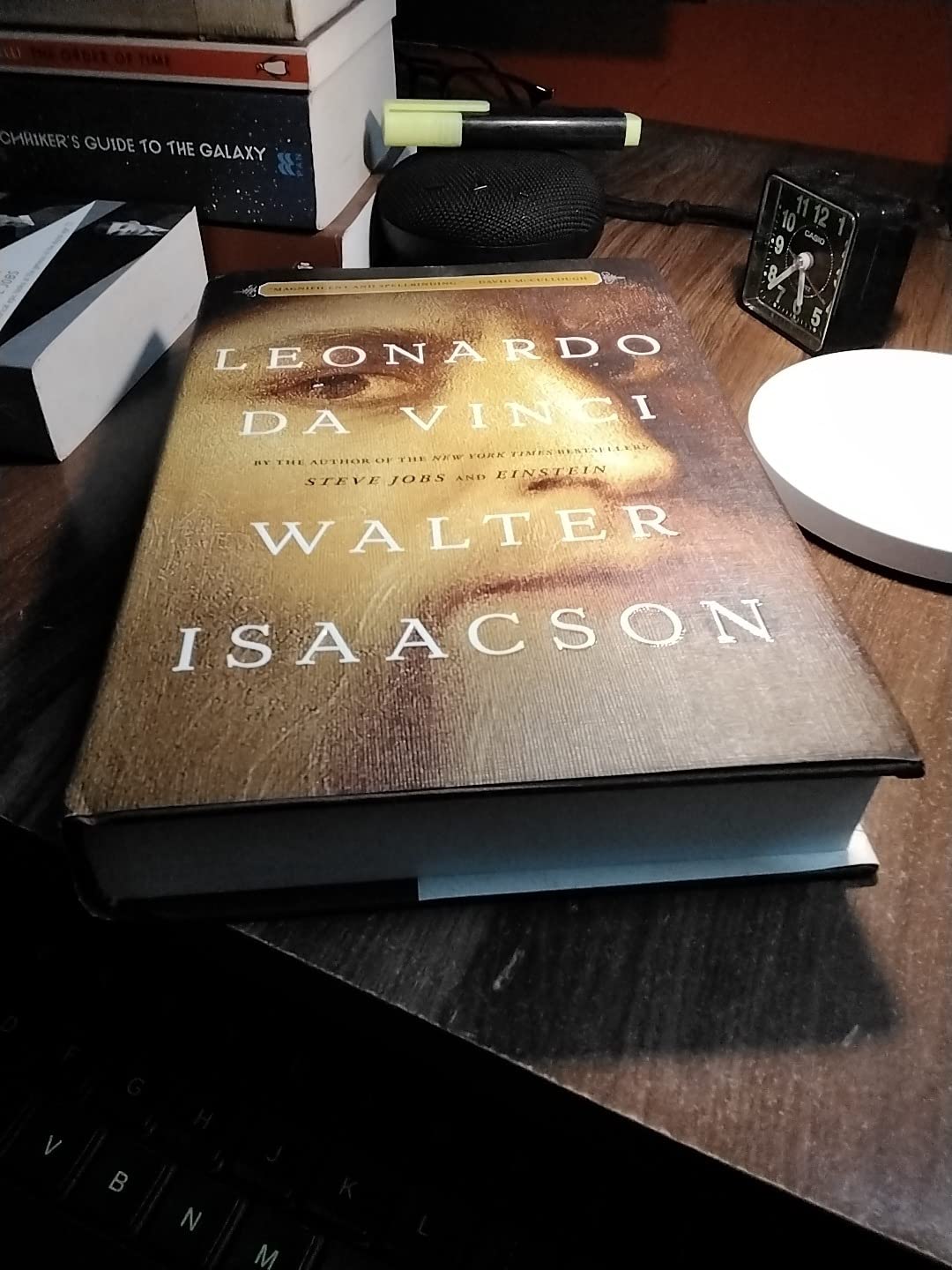 LEONARDO DA VINCI : Walter Isaacson: Amazon.in: Books
