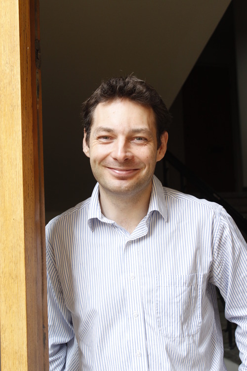 Amazon.co.uk: David Gelkin: books, biography, latest update