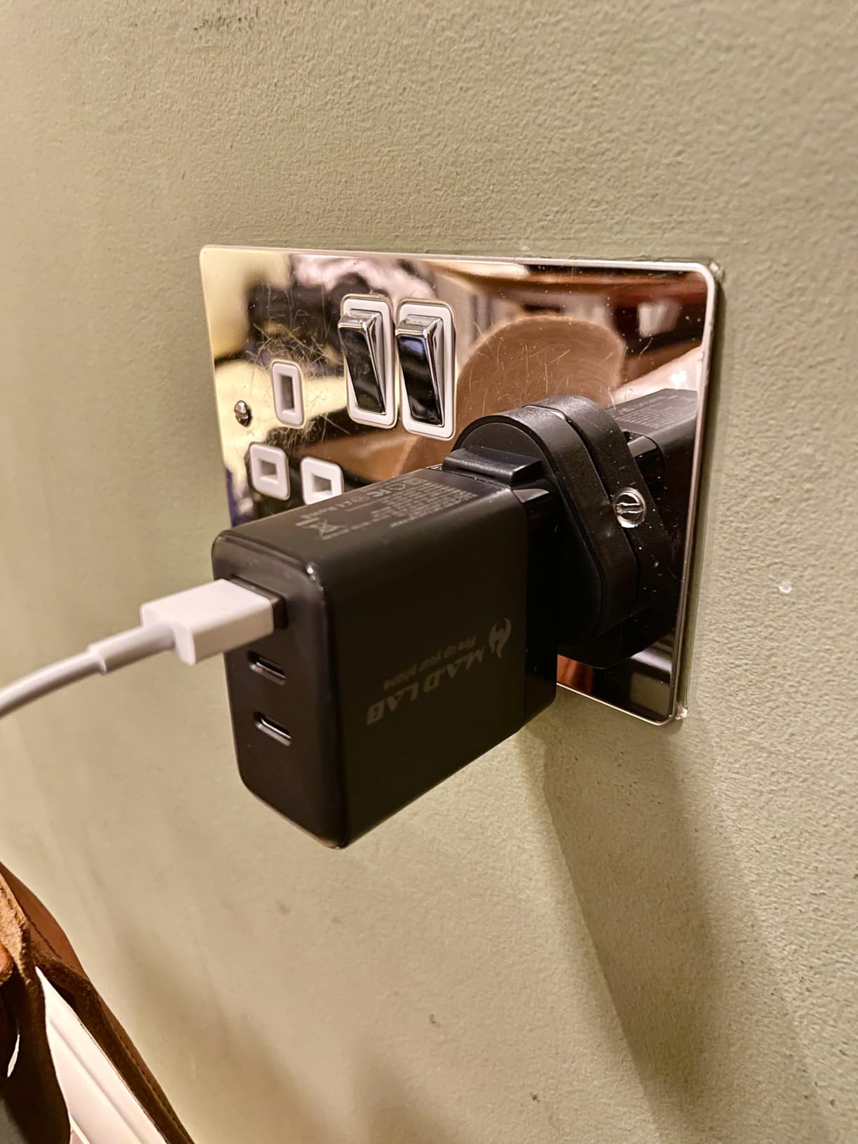 Best GaN Chargers & Wireless Chargers for Mobile Devices | Fast Mobile ...