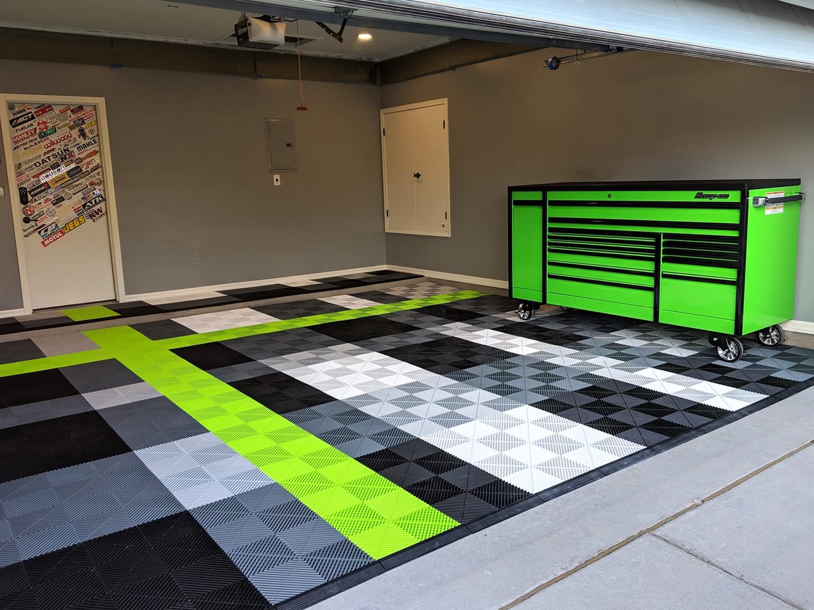 Swisstrax Garage Floor Tiles