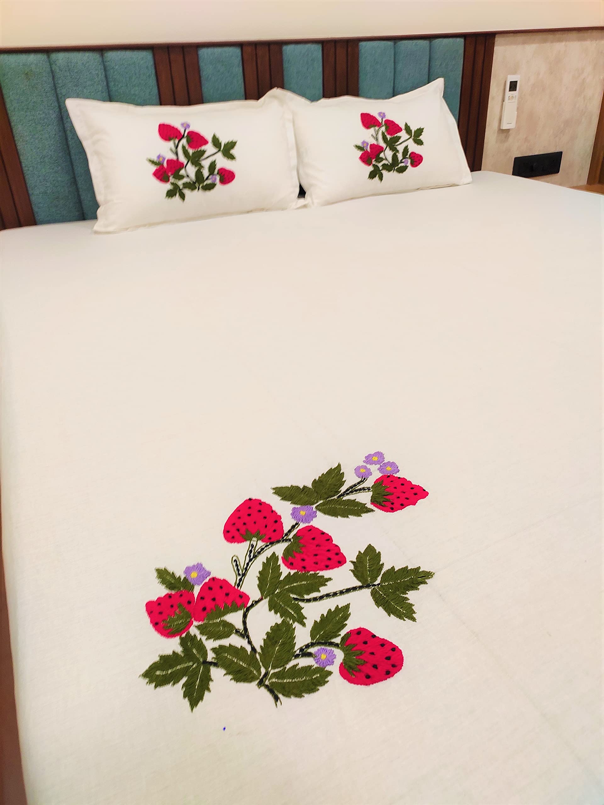 Hand Embroidery Strawberry Designs For Bed Sheets