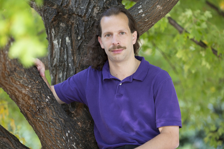 Amazon.com: Vincent Trigili: books, biography, latest update