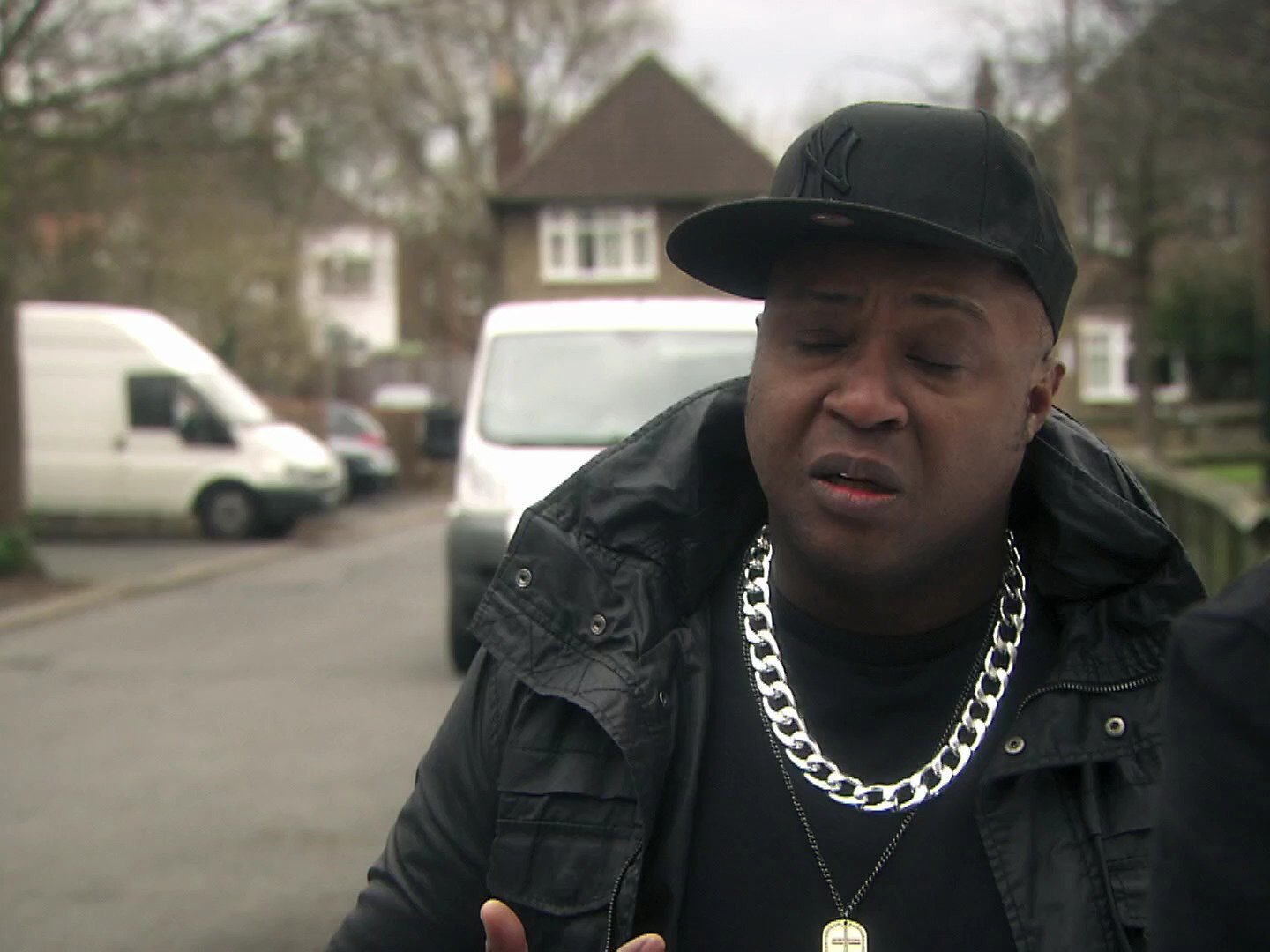 Watch PhoneShop - Season 3 | Prime Video