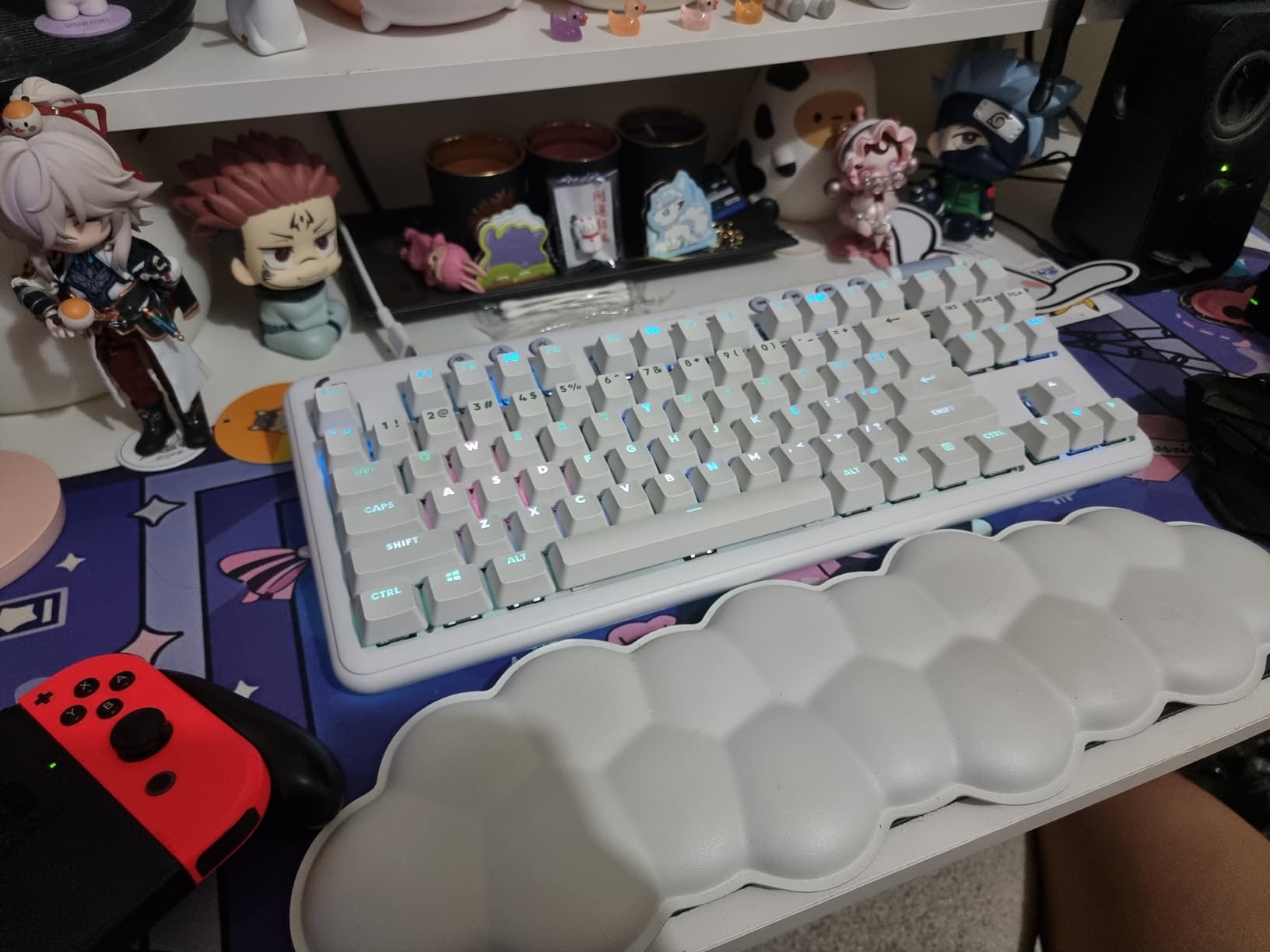 Logitech G715 Wireless Gaming Keyboard, White: Keyboards: Amazon.com.au