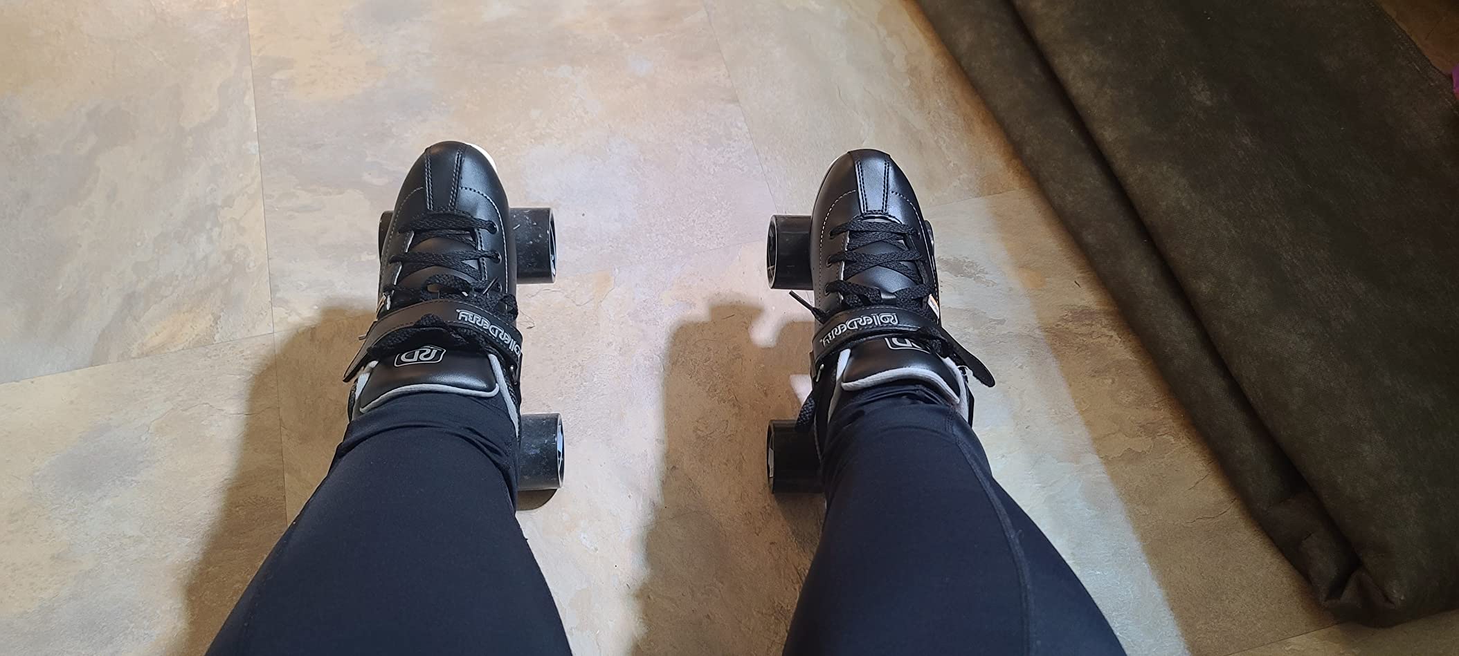 17 Mo Finance Roller Derby Str Seven Men S Quad Roller Speed Skates