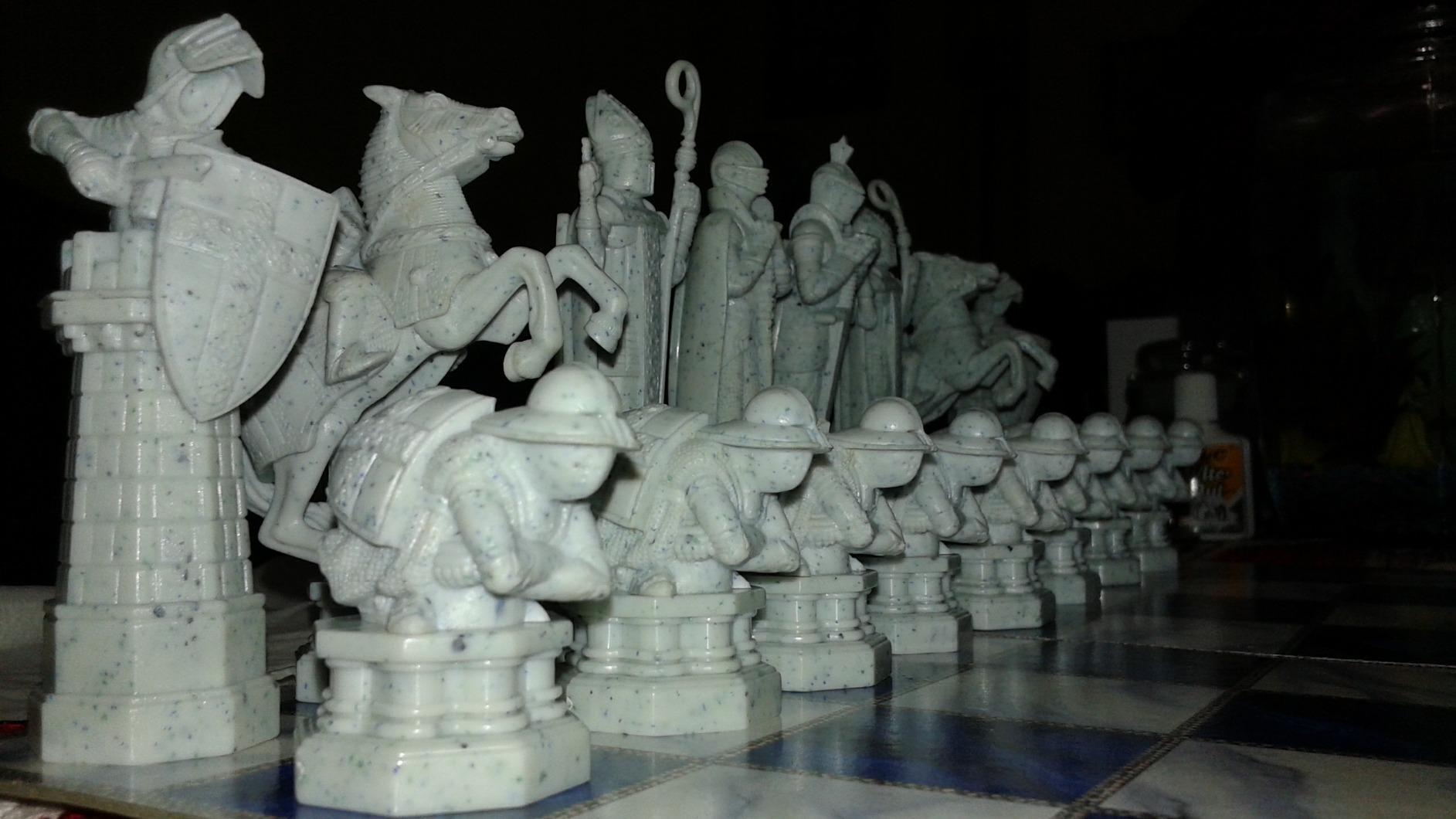 Amazon.com: Mattel Harry Potter Wizard Chess Set : Toys & Games