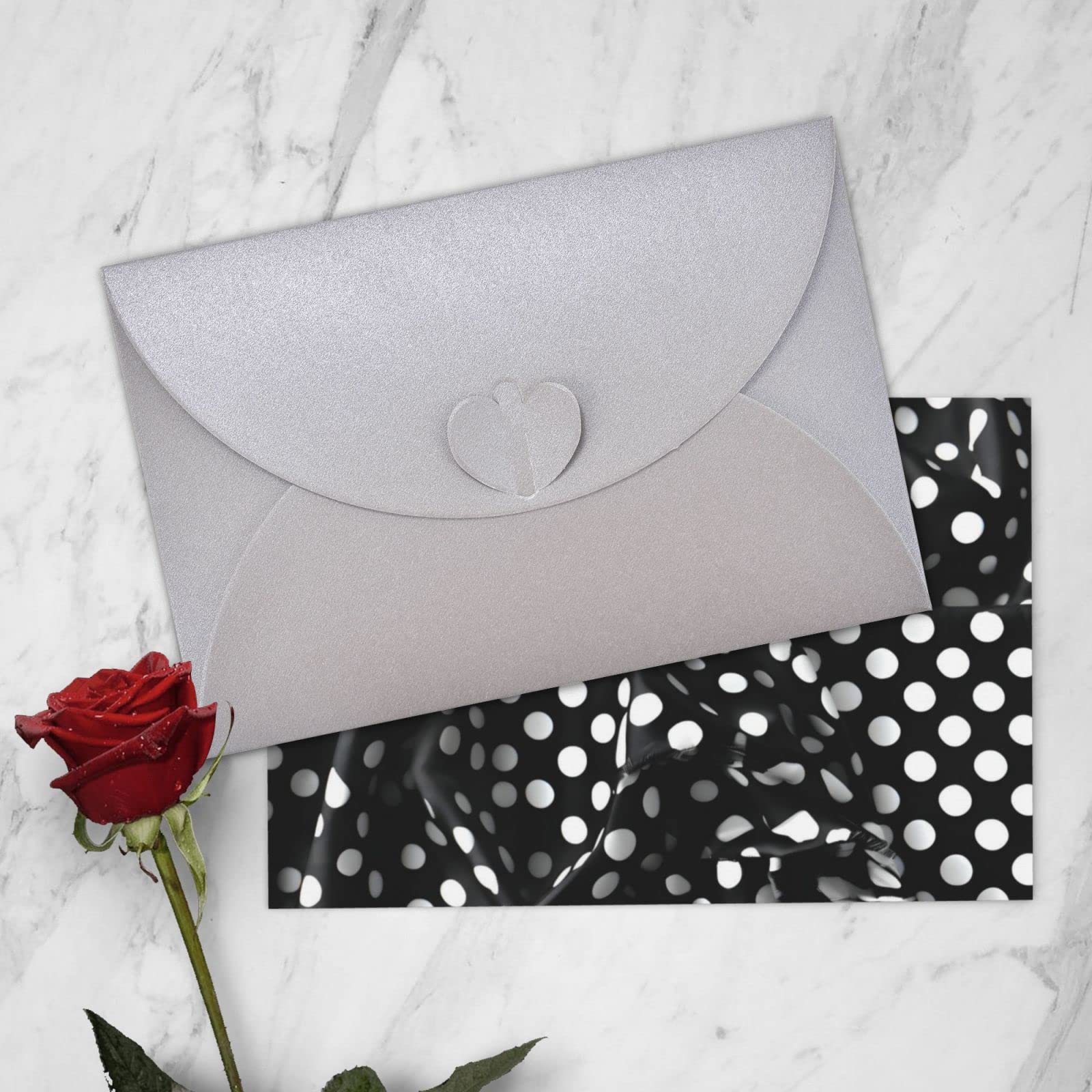 Snapklik.com : STejar Black And White Corrugated Dots Blank Greeting Cards