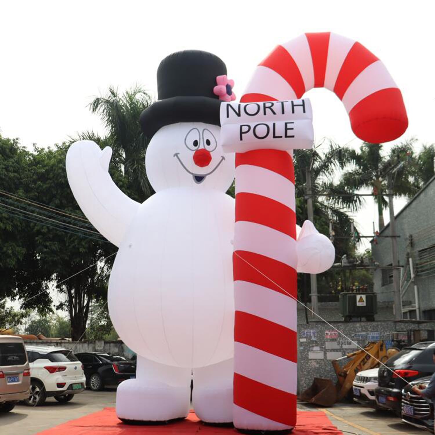 Amazon.com: Christmas Giant Inflatable Abominable Bumble Snowman with ...