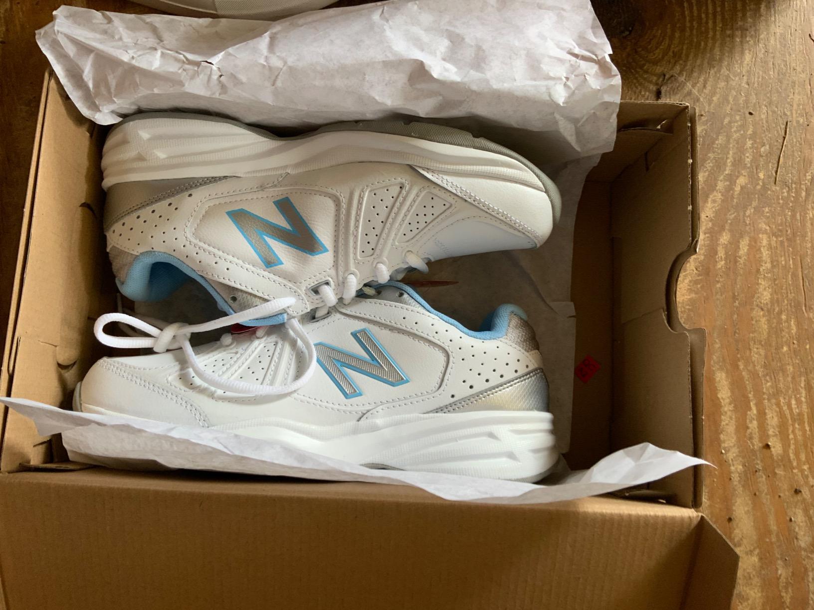 Amazon.com | New Balance Women's 409 V3 Casual Comfort Training Shoe ...