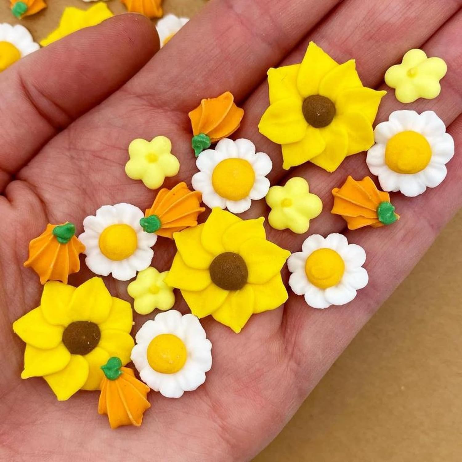 Amazon.com : Sunflower Fields Icing Flowers by Simply Sucré | Edible ...