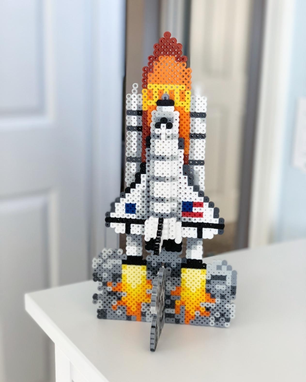 Amazon.com: Perler Smithsonian Spaceship 3D Beads Kit, 2000pcs, Space ...
