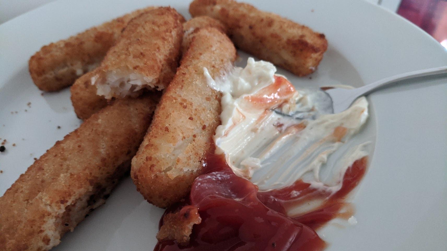 Amazon.com: Starfish, Gluten-Free Fish Sticks, 9 oz (Frozen) : Grocery ...