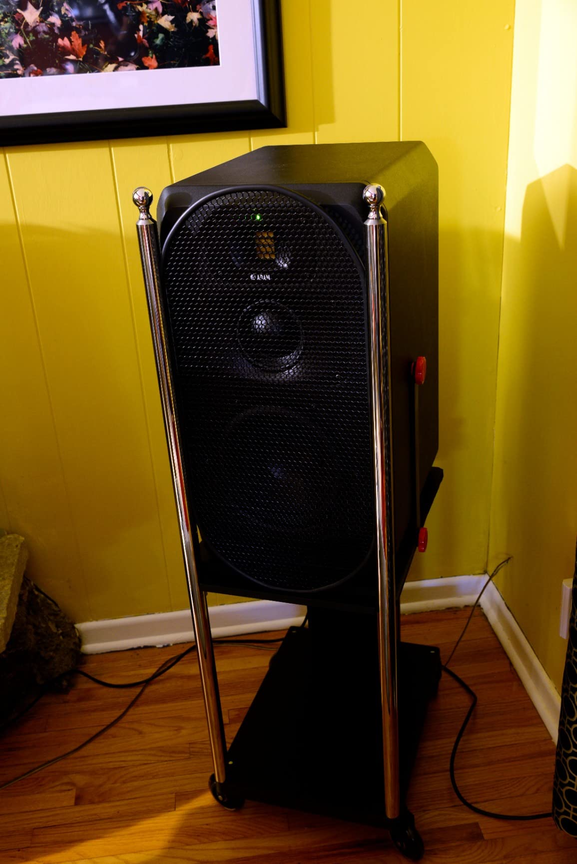 Amazon.com: Adam Audio S3V 9" 3-Way Powered Midfield Studio Monitor ...