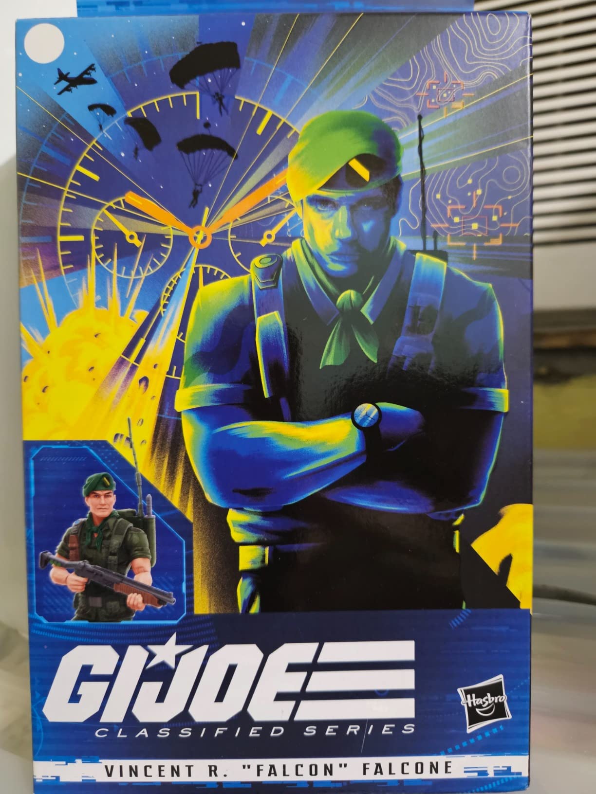 Amazon.com: G.I. Joe Classified Series Vincent R. Falcon Falcone Action ...