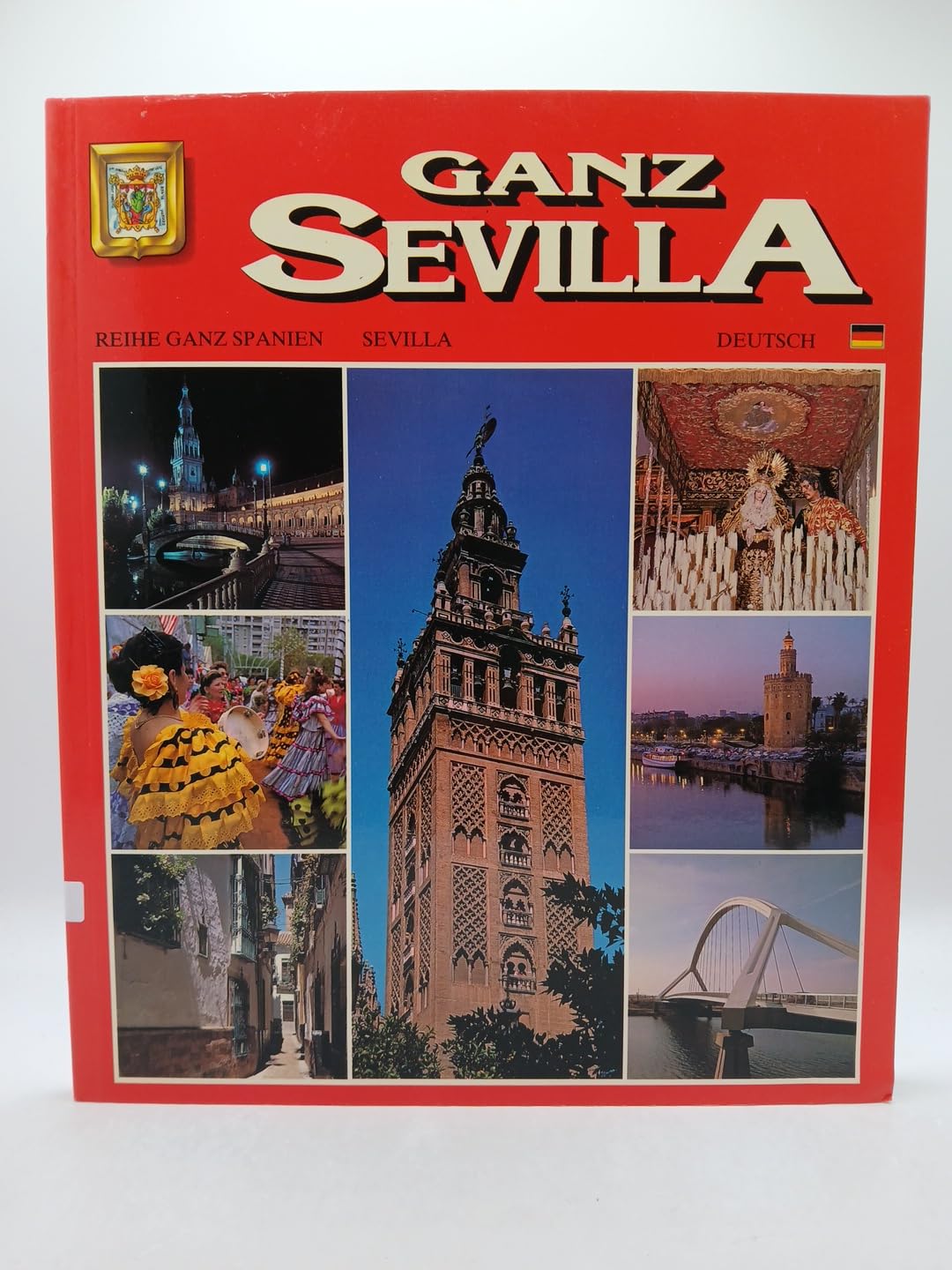 Amazon.com: All Sevilla: 9788437814971: Books