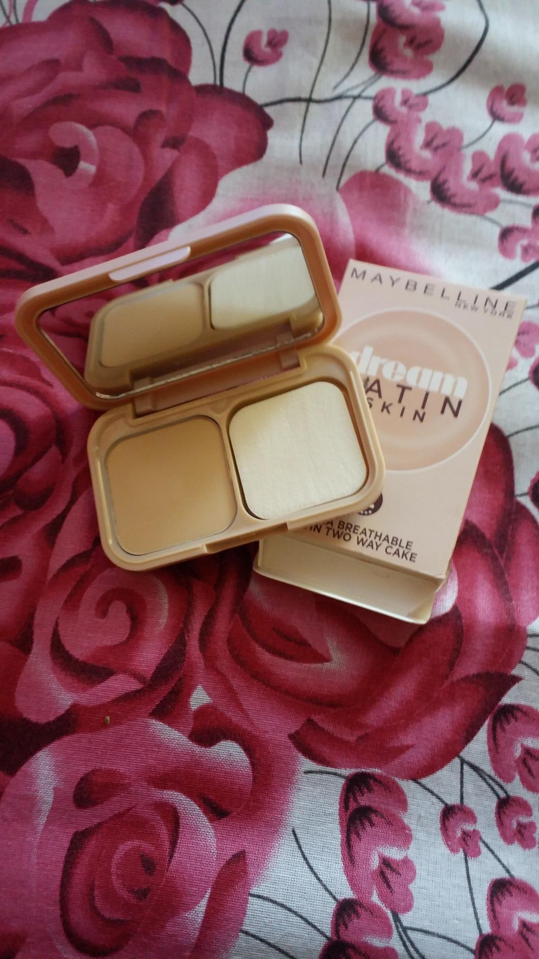 Maybelline New York Satin Skin Two Way Cake O3 Cream Beige, 9g : Amazon ...