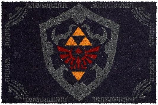 Amazon.com: The Legend of Zelda Hylian Shield Door Mat : Patio, Lawn ...
