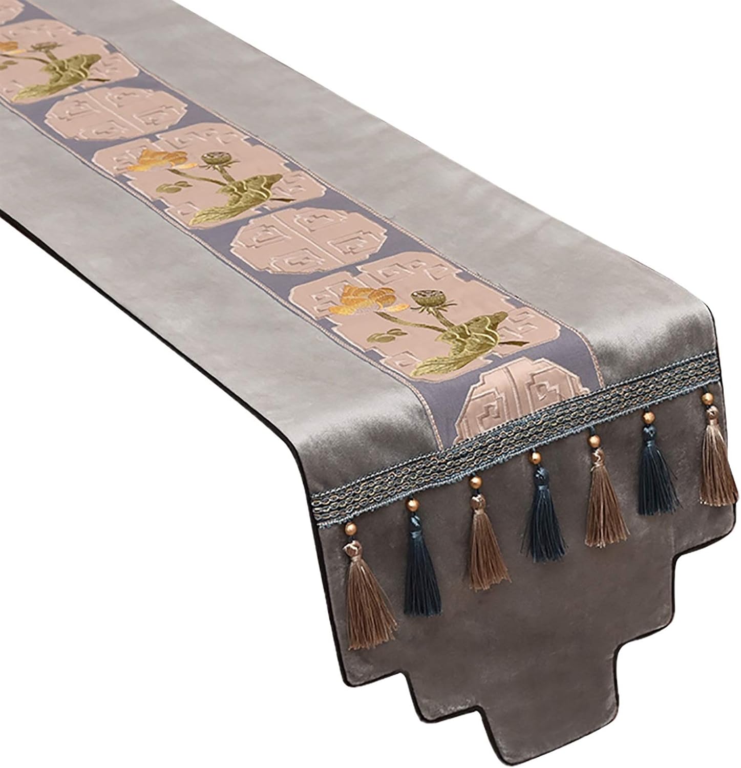 Amazon.co.jp: Classic embroidery rectangular table runner and flannel ...