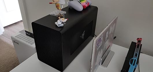 Amazon.com: Razer Core X Aluminum External GPU Enclosure (eGPU ...