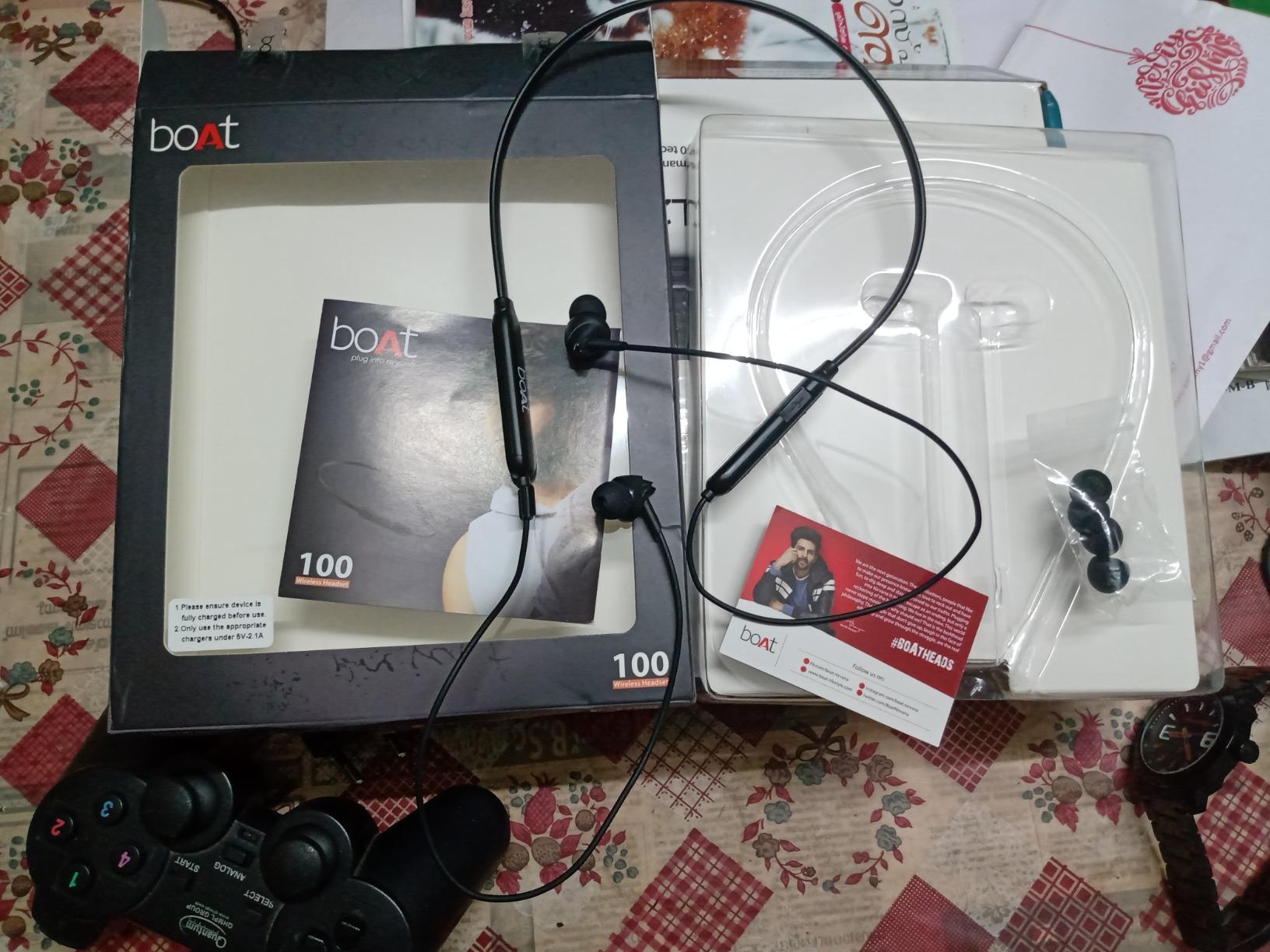 Boat 100 Bluetooth Wireless in Ear Earphones with Upto 30 Hours ...