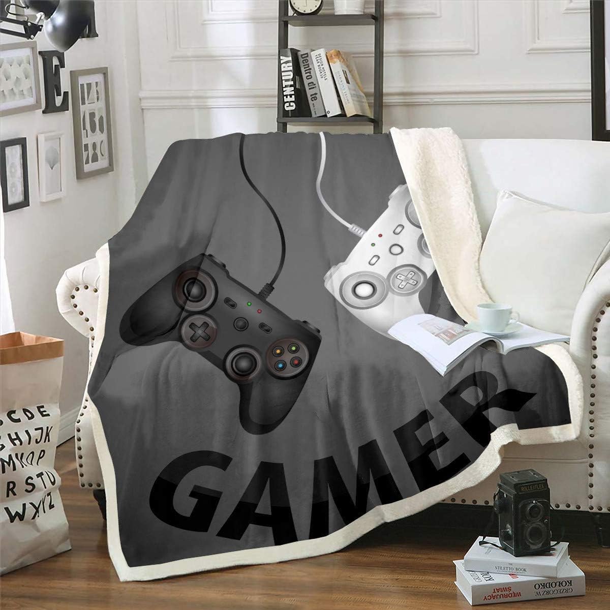 Amazon.com: Video Game Gaming Black White Gamer Throw Blanket Soft Bed ...
