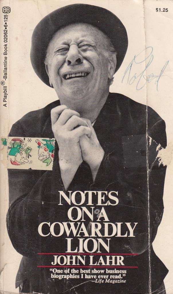 Amazon | NOTES ON A COWARDLY LION | Lahr, John | Terrorism