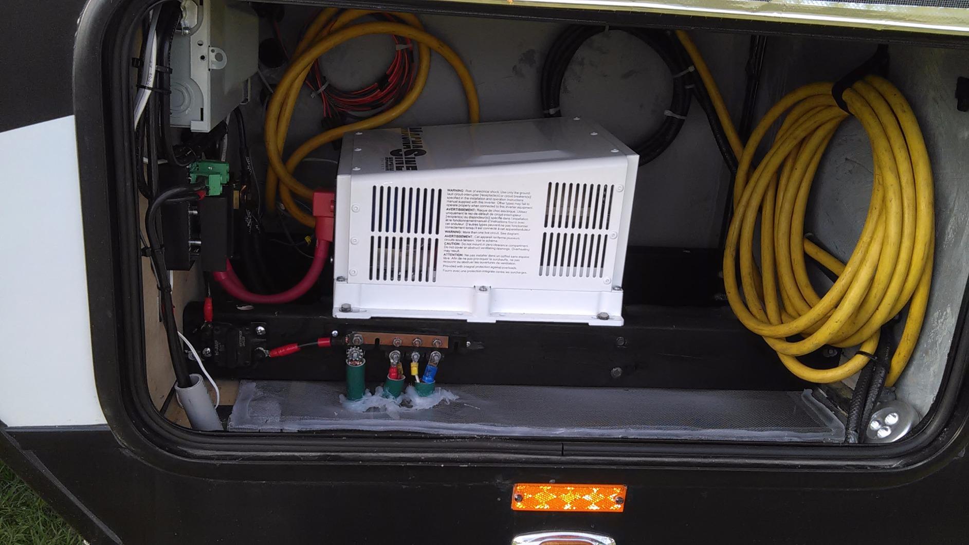 Amazon.com: Magnum MS2012 2000W Inverter 12V W/50A Pfc Charger : Automotive