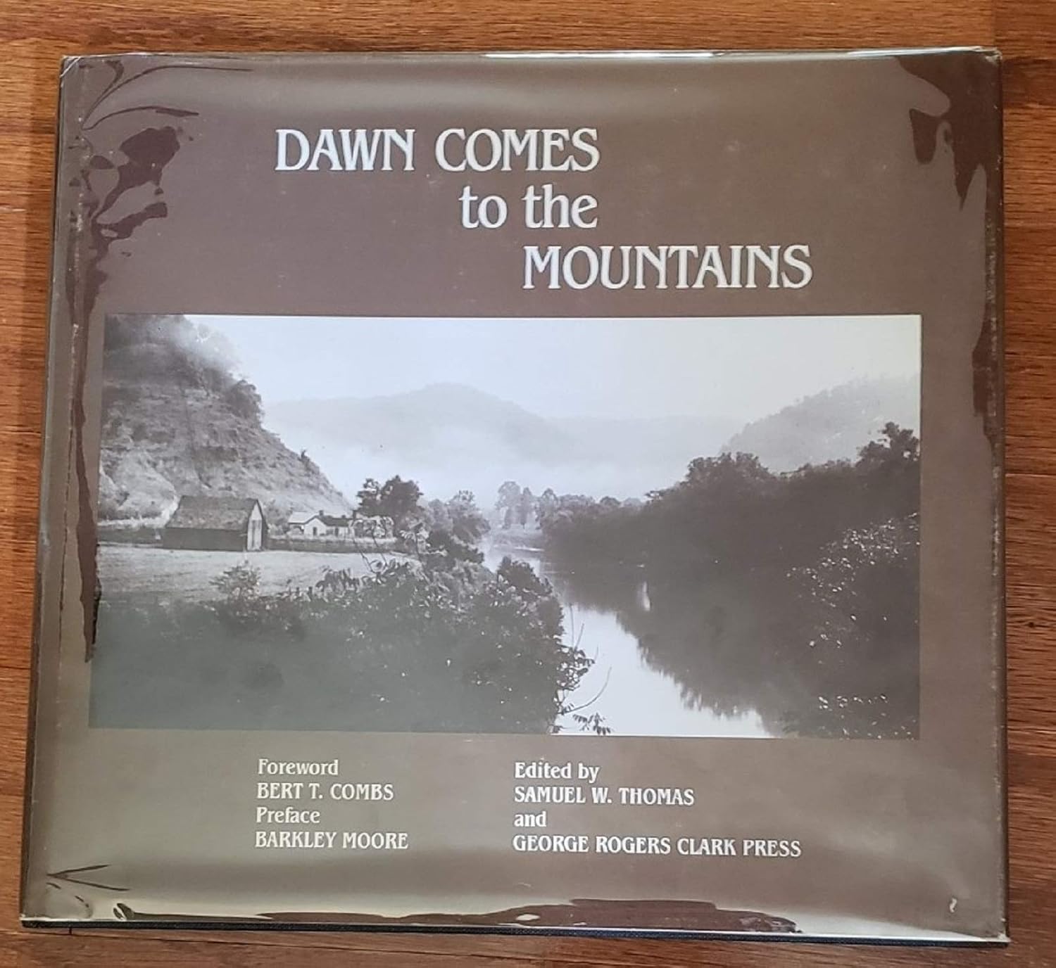 Dawn Comes to the Mountains: Thomas, Samuel W. - Editor, Matlack ...
