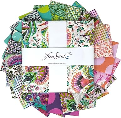 Amazon.com: Tula Pink Roar! 10" Squares 42 10-inch Squares Layer Cake ...