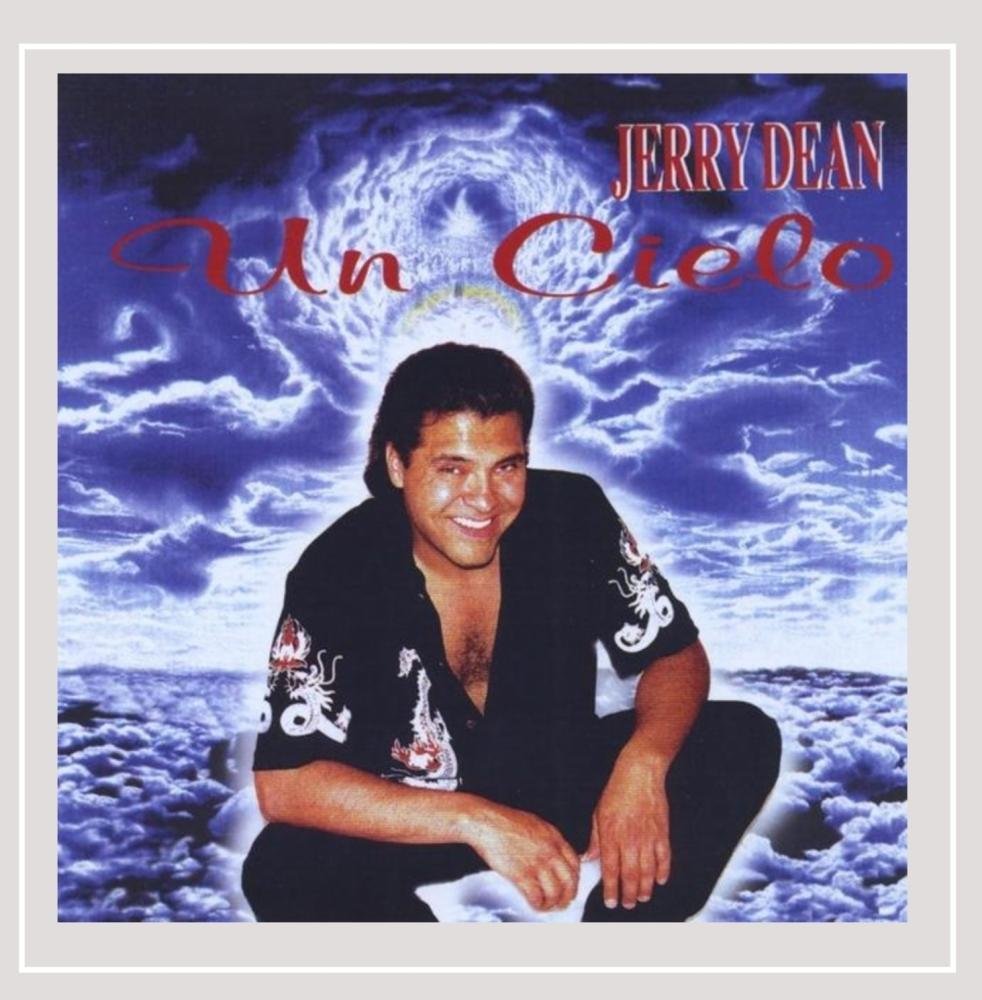 Amazon.com: Un Cielo: CDs & Vinyl