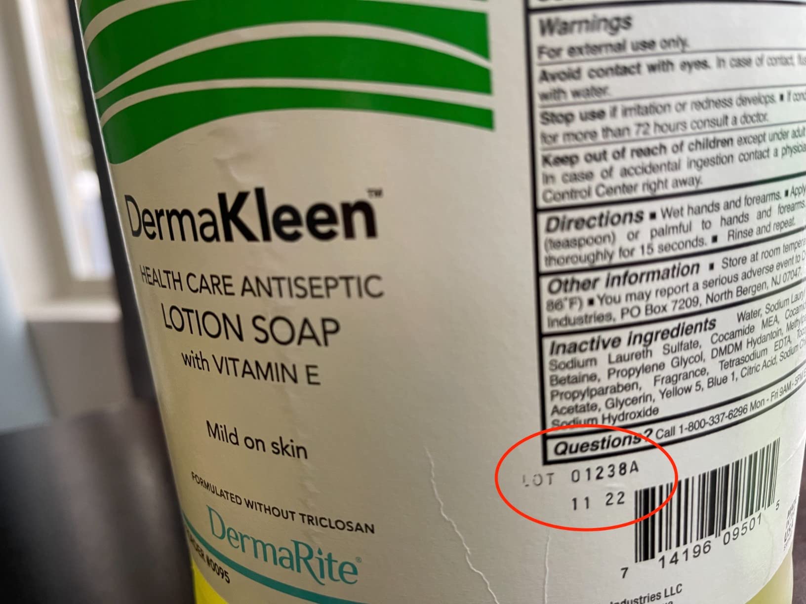 Amazon.com: DermaKleen 31140M Antibacterial Lotion Soap, Gallon ...