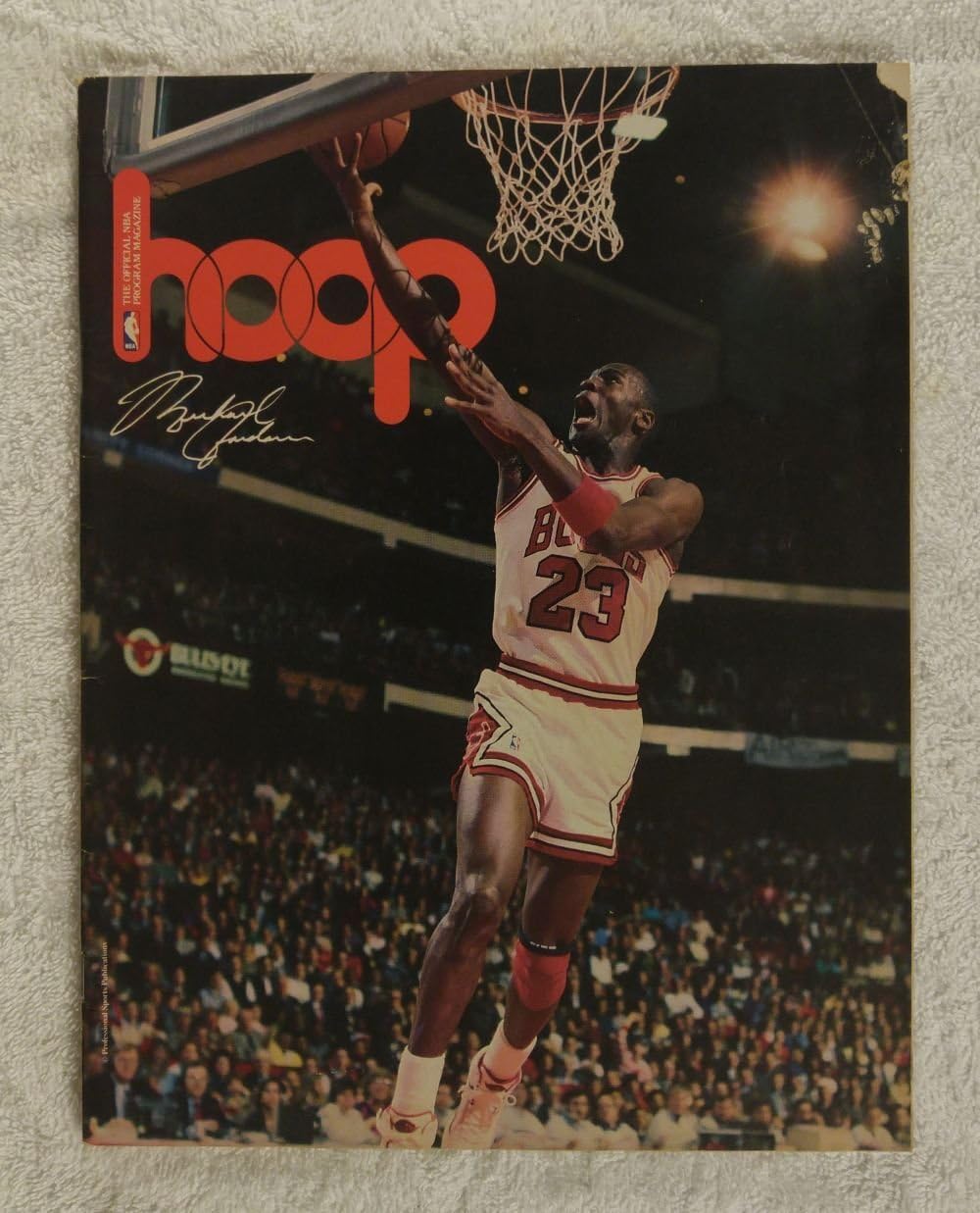 Amazon.com: Michael Jordan (Chicago Bulls) - Hoop - Official NBA ...