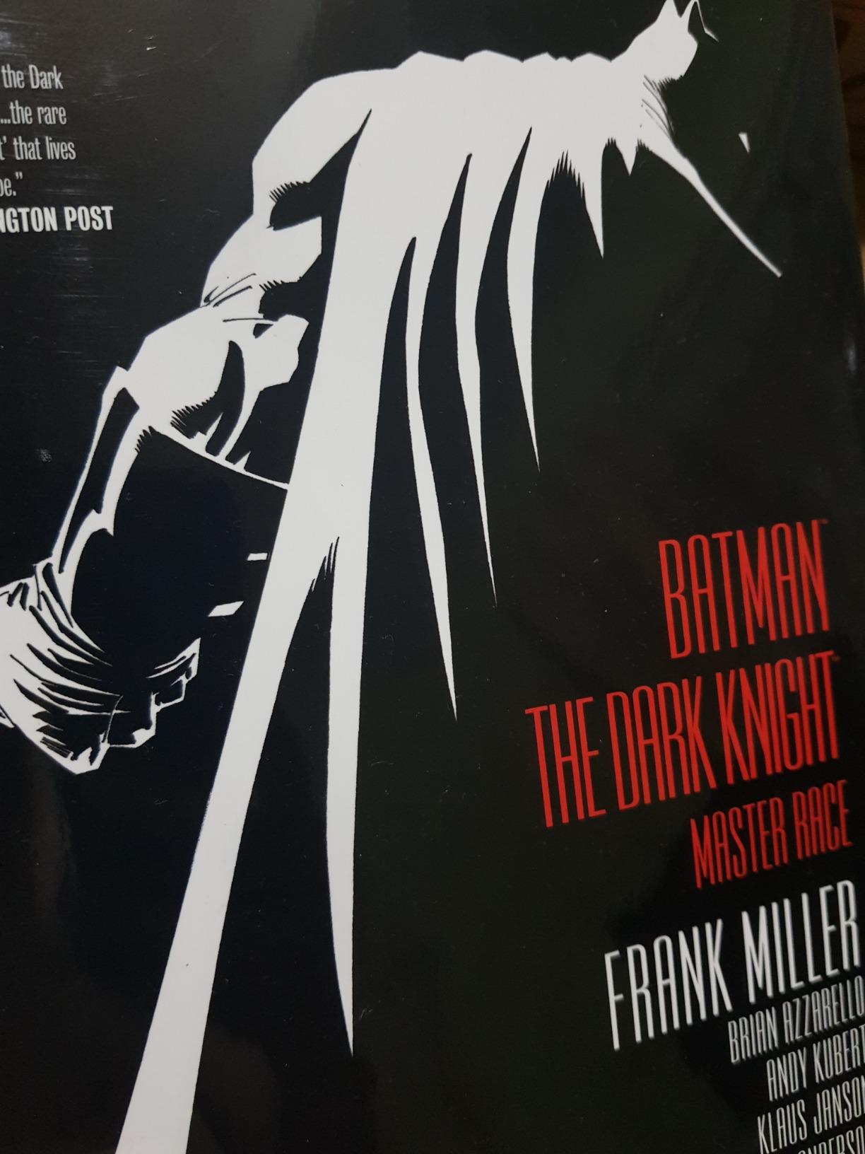 Batman the Dark Knight: Master Race : Miller, Frank, Azzarello, Brian ...
