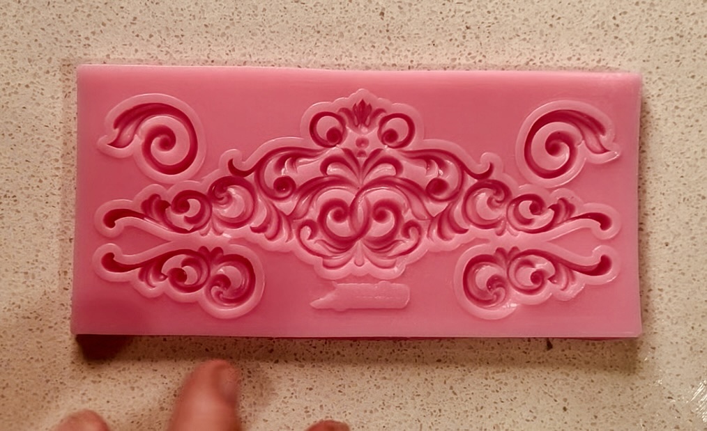 Watch SEE How to Use This BEAUTIFUL Mold! on Amazon Live
