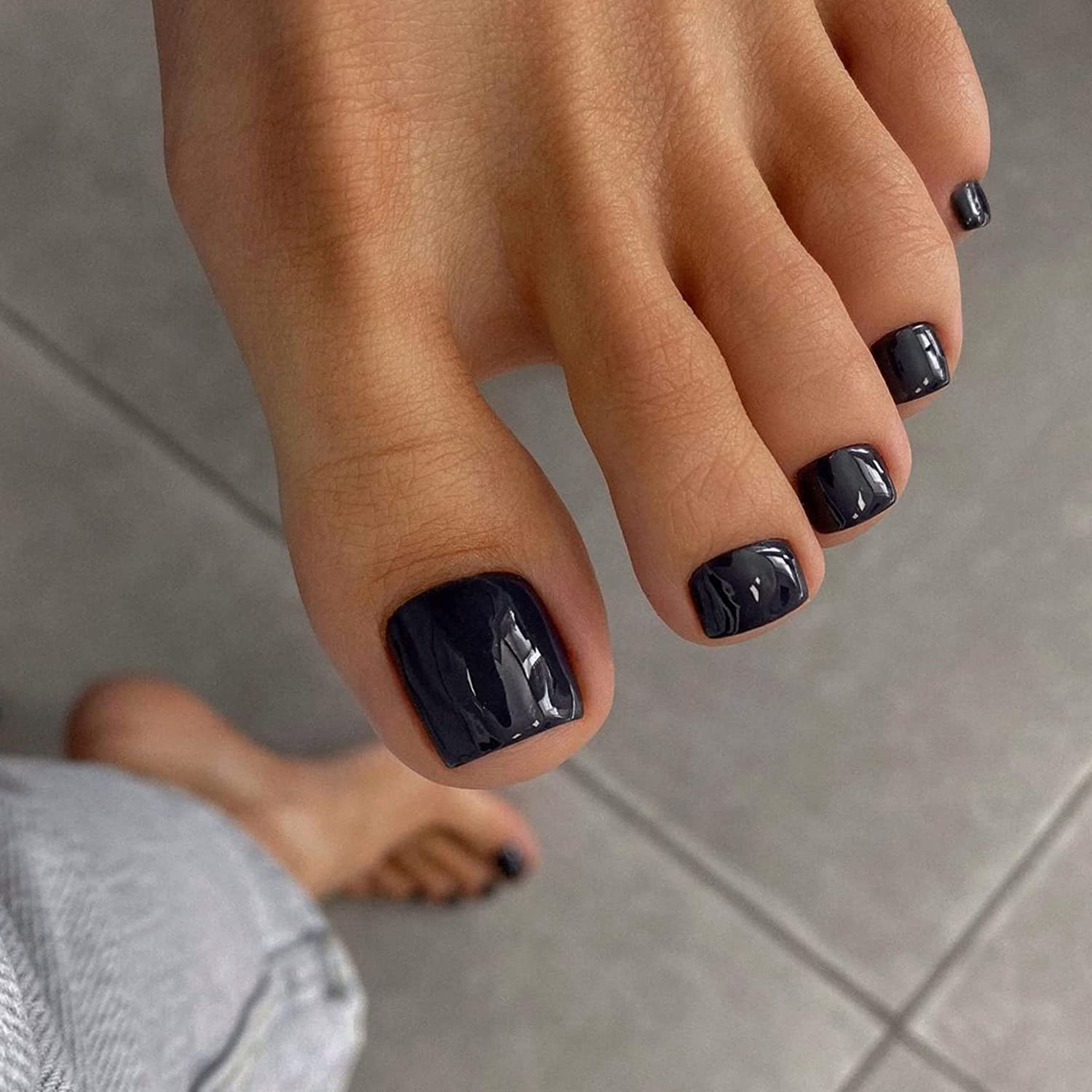 Amazon.com: Black Press on Toenails Square Fake Toe Nails Gloss Glue on ...