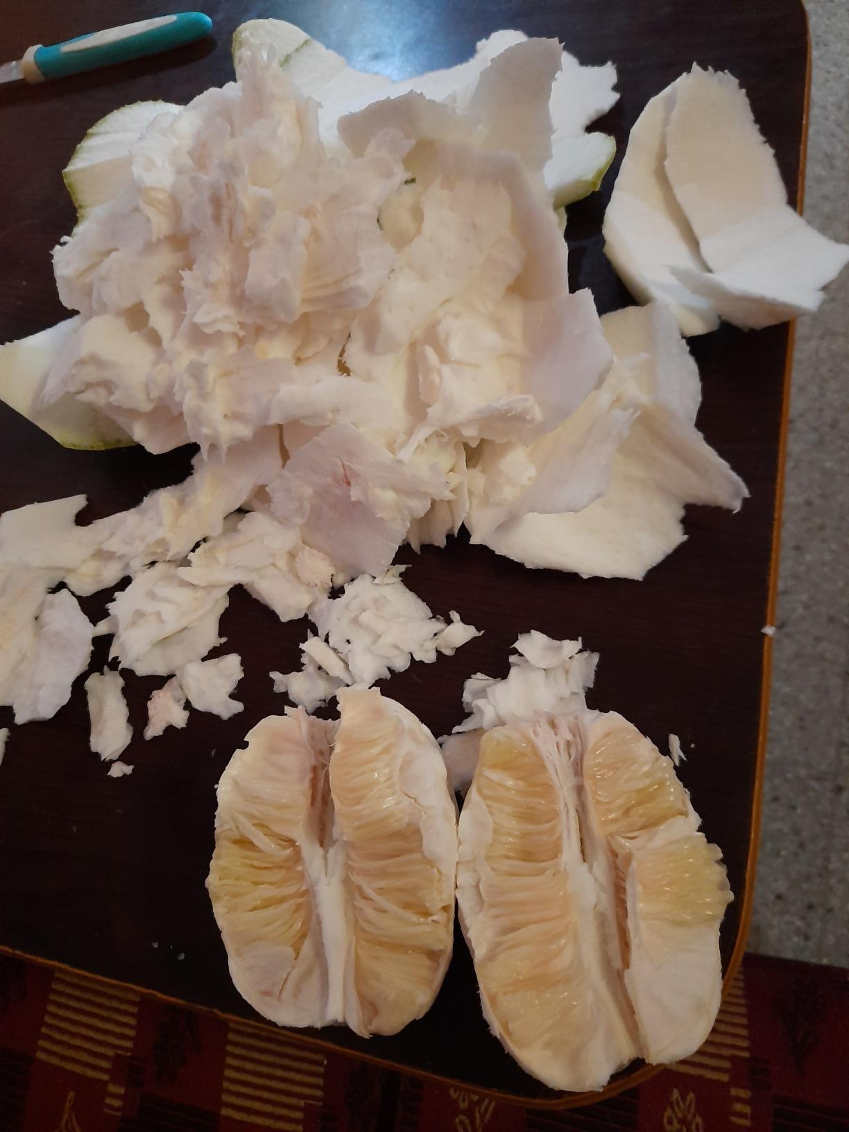 Fresh Grapefruit, Indian, 1 Piece (Approx. 300 gms) : Amazon.in ...