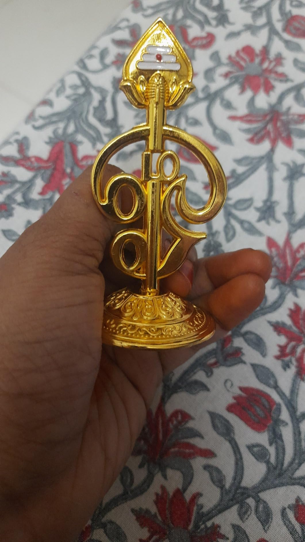 Buy Elite Store Metal OM Vel Golden Tamil Alphabet with Lord Muruga Vel ...