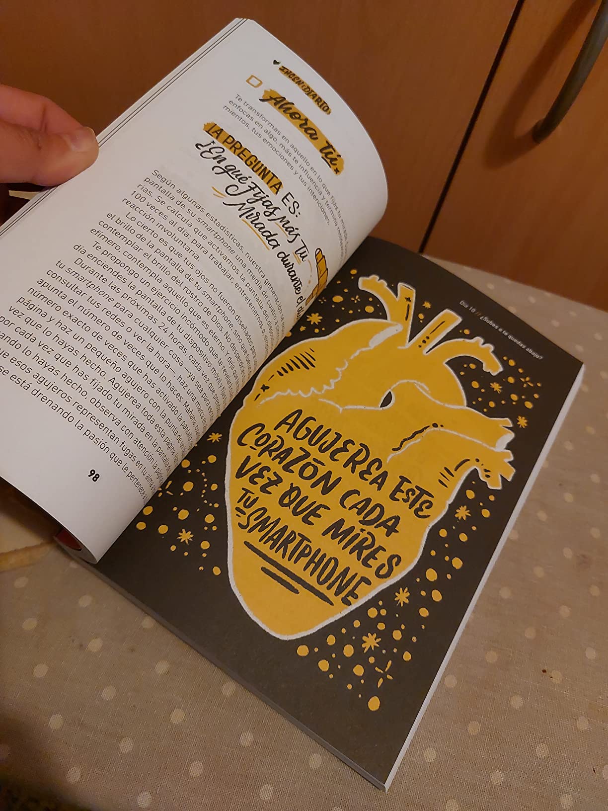 Incendiario: 40 días para consumir tu apatía y vivir intensamente / 40 ...