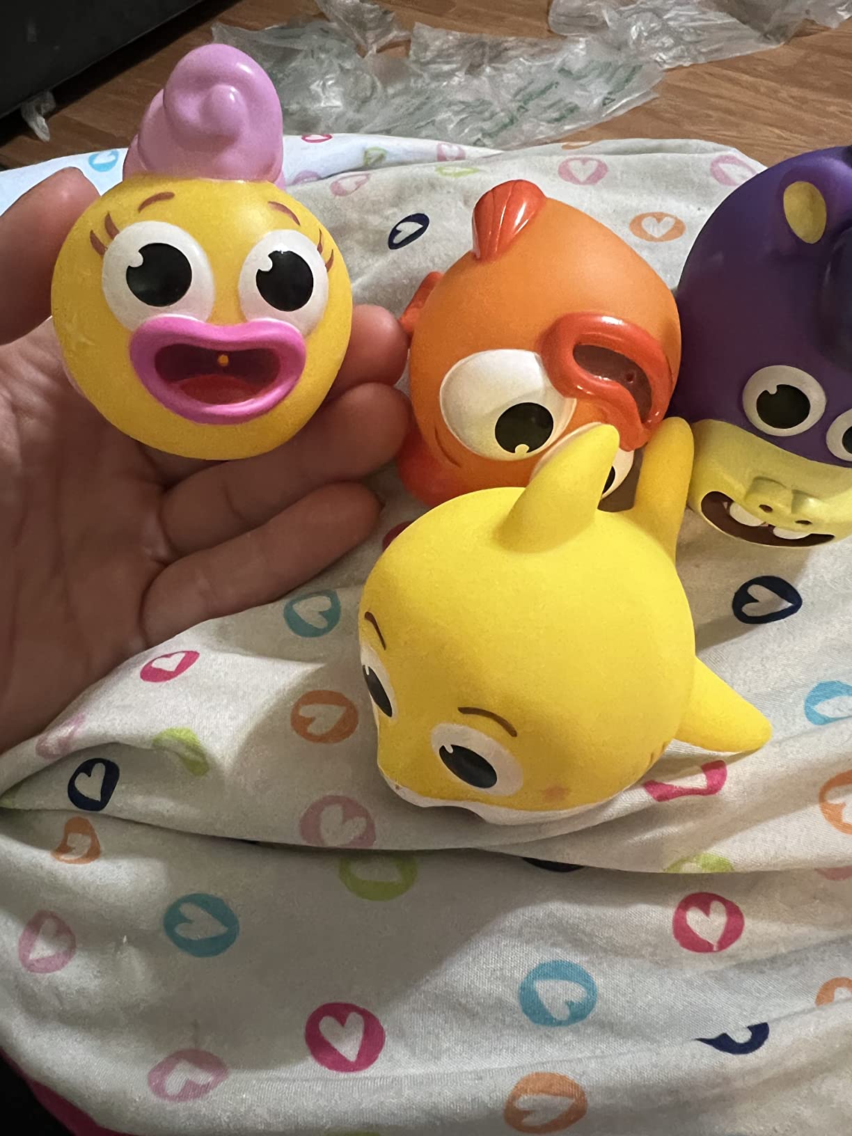 $2/mo - Finance Baby Shark Bath Squirt Toy 4-Pack Big Show! | Buy Now ...
