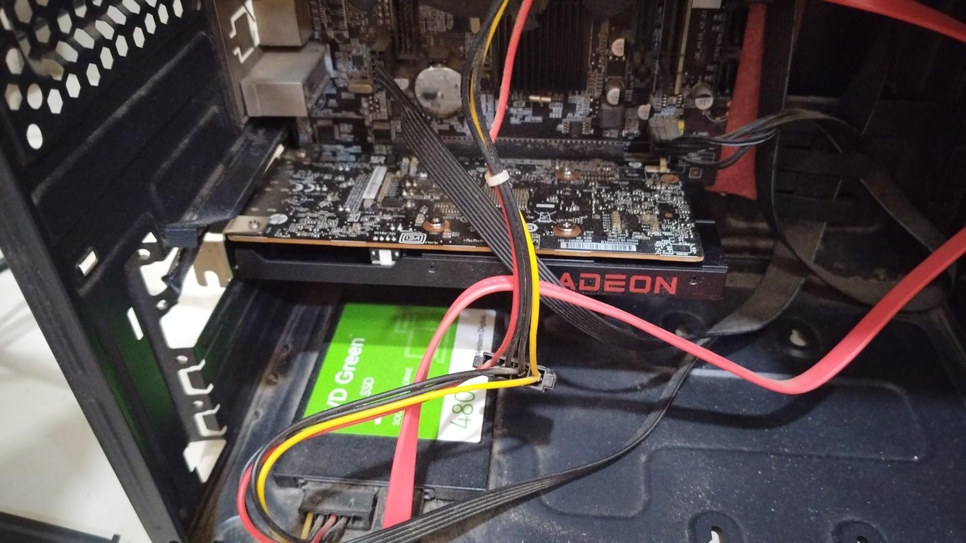 Amazon.in: Buy AMD Radeon RX 6300, 2GB GDDR6 Graphics Card Online at ...