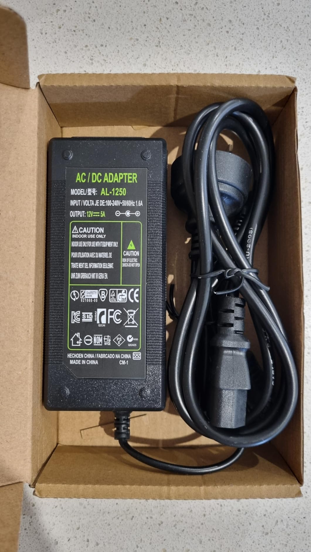 Facmogu 100-240V AC to DC 12V 3A Power Supply, 2.6m/ 8.5ft Long Cable ...