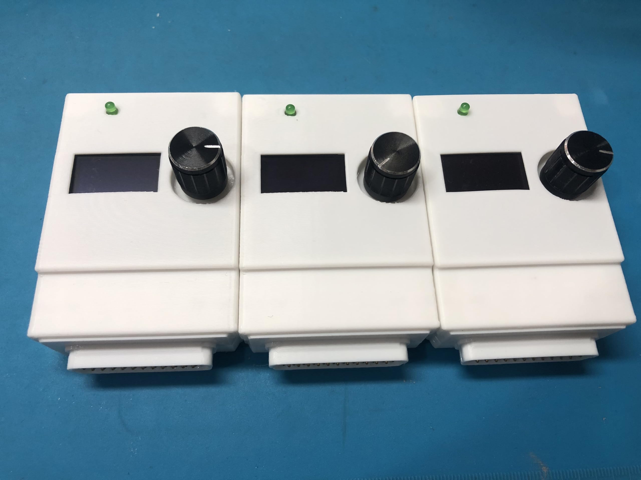 3D Printed Mounting Frame Gotek Floppy Emulator Set For Amiga 500 ...
