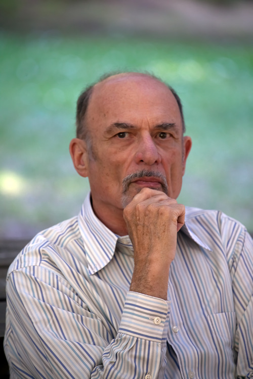 Amazon.com: Existential Psychotherapy: 9780465021475: Yalom, Irvin D ...