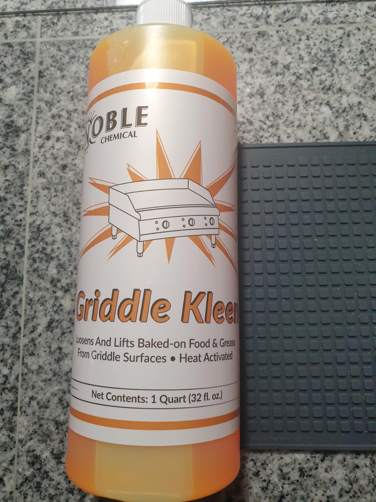 Amazon.com: Griddle & Flat Top Grill Biodegradable Cleaner. Easy Pour ...