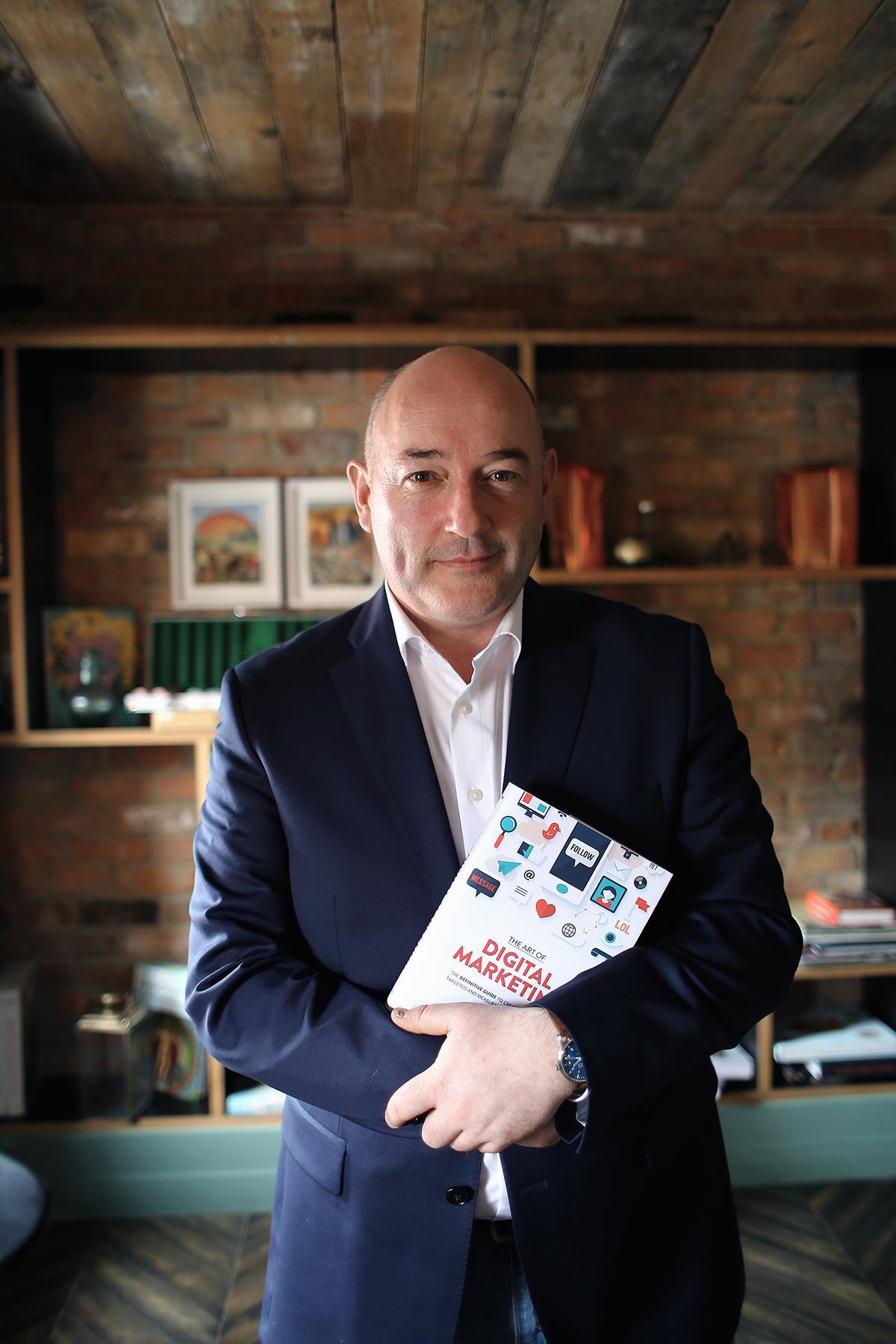 Amazon.com: Ian Dodson: books, biography, latest update