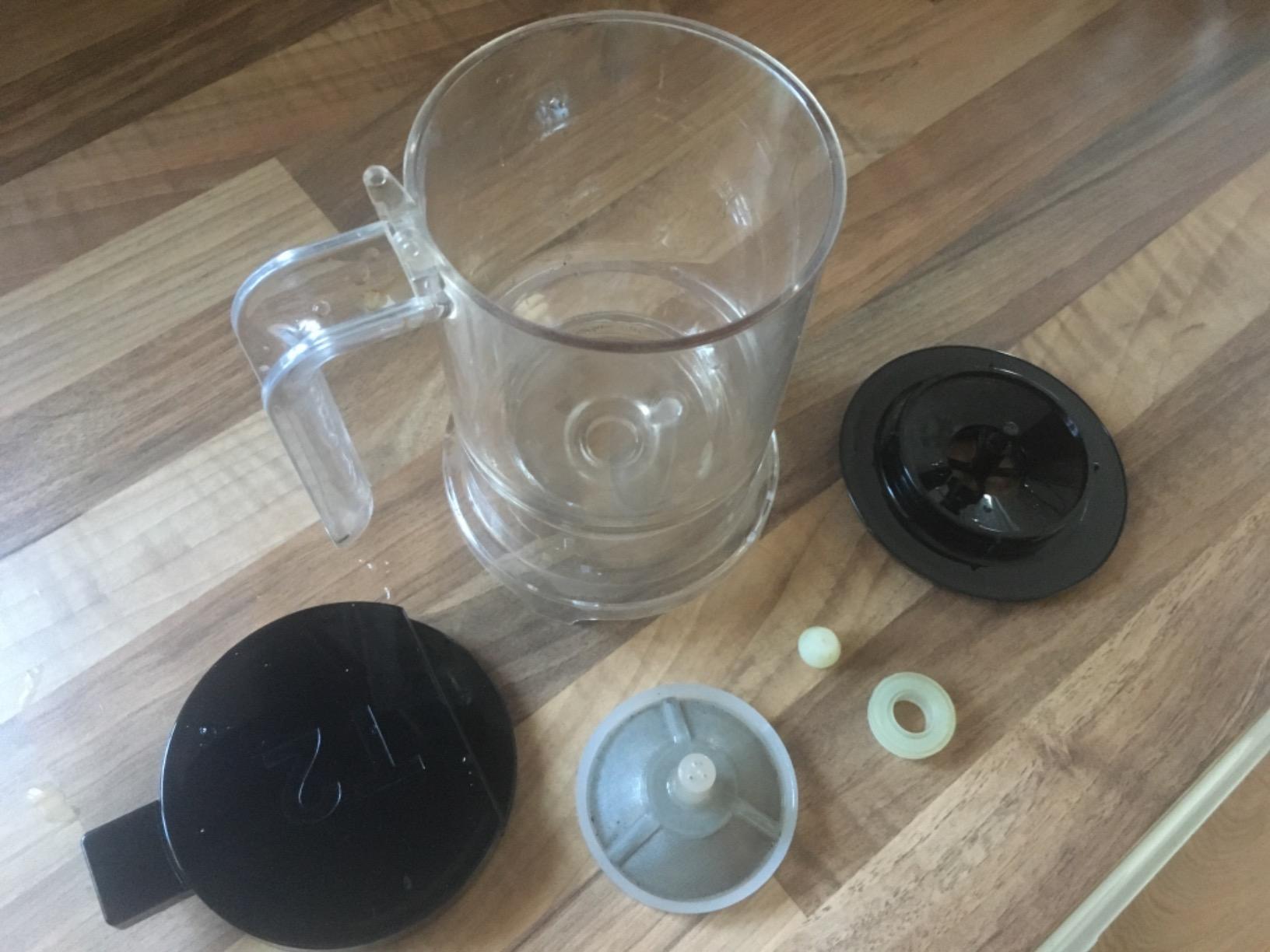 T2 Teamaker Opaque Black, Tea Press, BPA- Free Plastic, Loose Leaf Tea ...