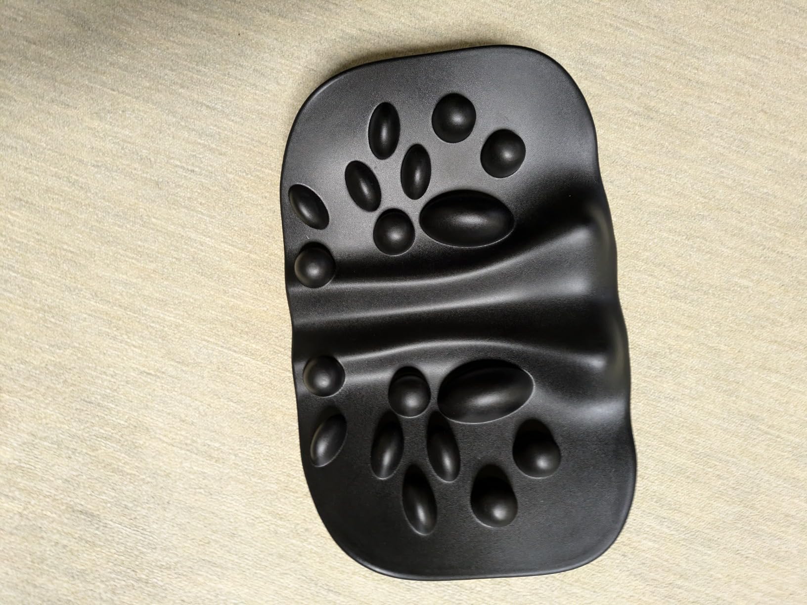 Amazon | [RAKUNA][ラクナ]肩甲骨はがしピロー 肩甲骨ピロー 肩胛骨はがし 健康グッズ 整体 背筋 | RAKUNA | マッサージ・ツボ押しグッズ