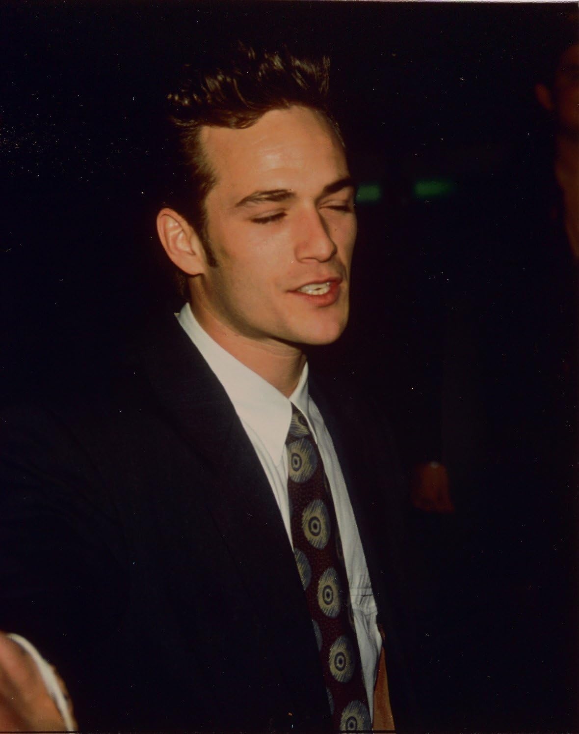 Beverly Hills 90210 Luke Perry 8x10 Photo L2265 at Amazon's ...